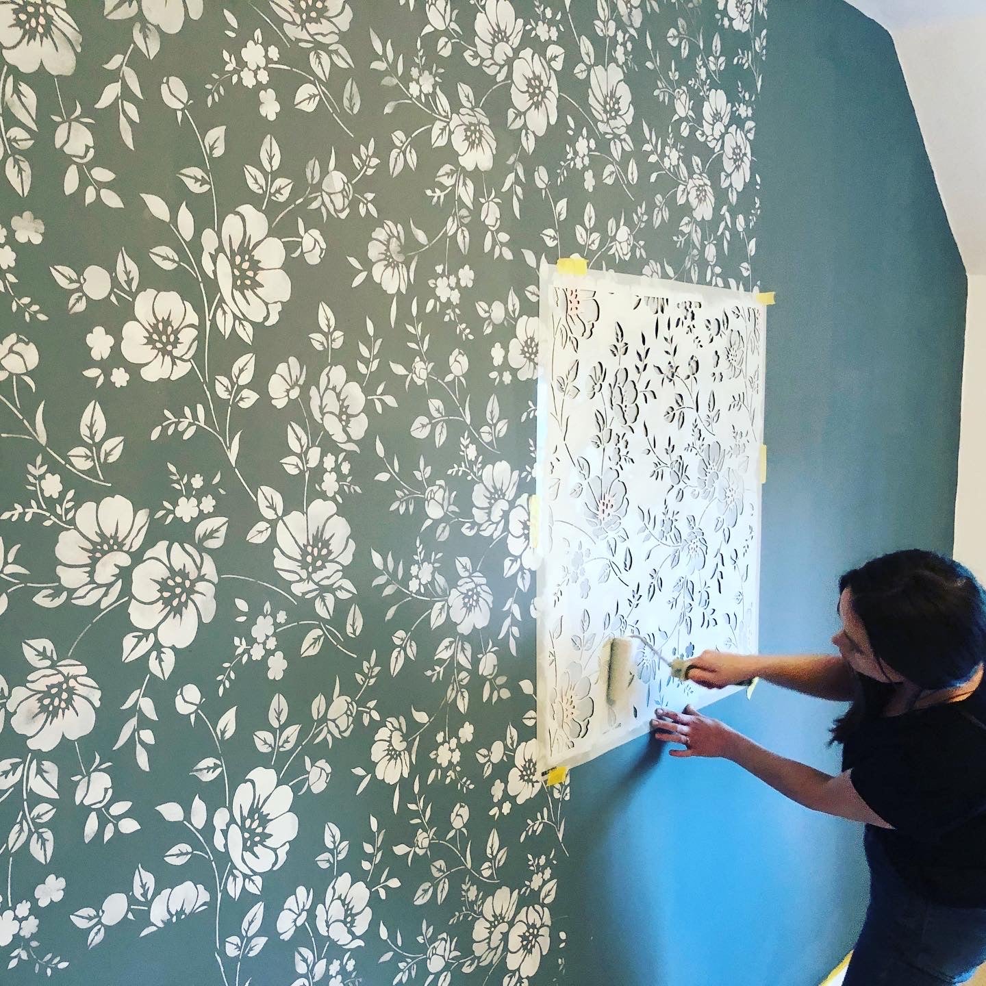 Vintage Floral Classic Pattern Stencil - Wall Decor Stencil – IdealStencils